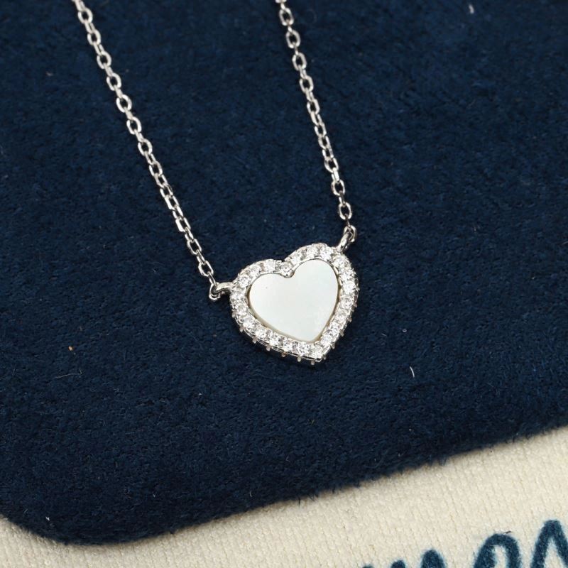 OEM Apm Necklaces