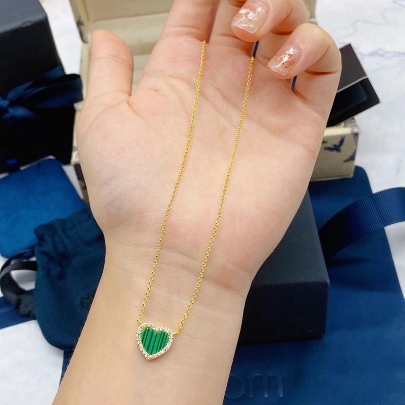 Exact replica Apm Necklaces