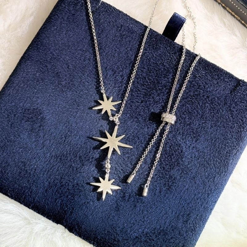 Discounted Apm Necklaces