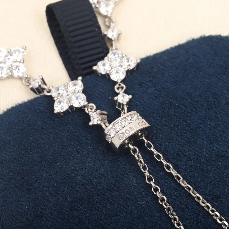 High accuracy Apm Necklaces