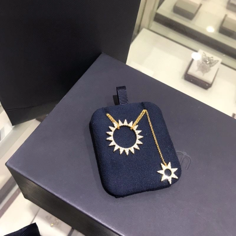 Top match Apm Necklaces