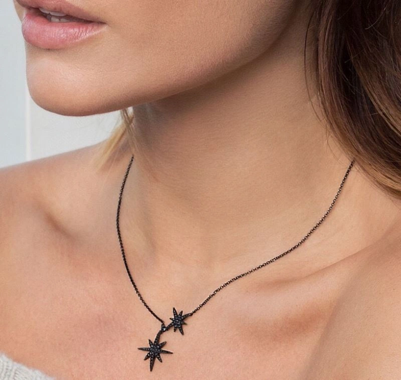 Discounted Apm Necklaces