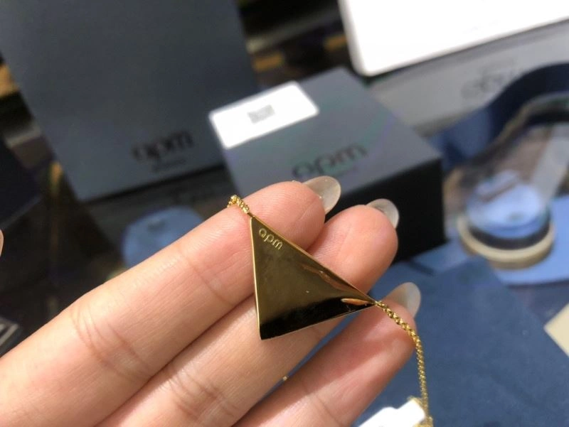 Cut-rate Apm Necklaces