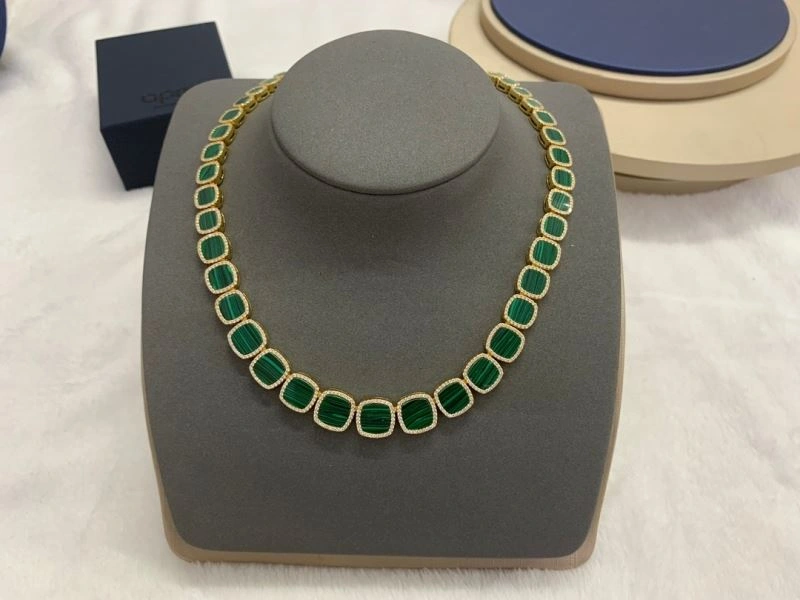 Top mirror Apm Necklaces