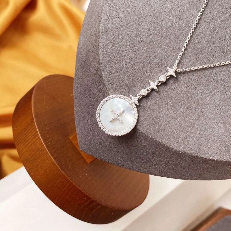 Top mirror Apm Necklaces