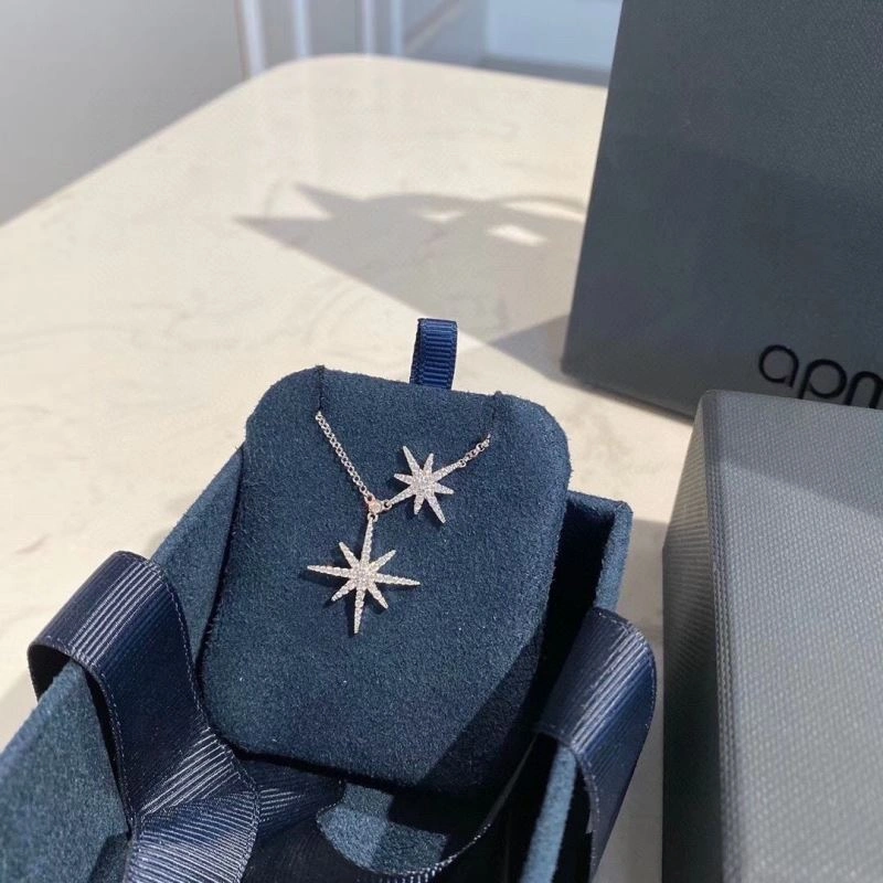 Precise copy Apm Necklaces