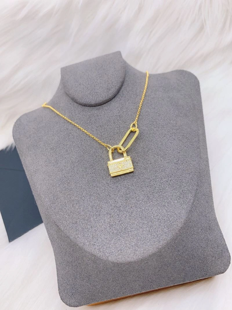 Exact replica Apm Necklaces