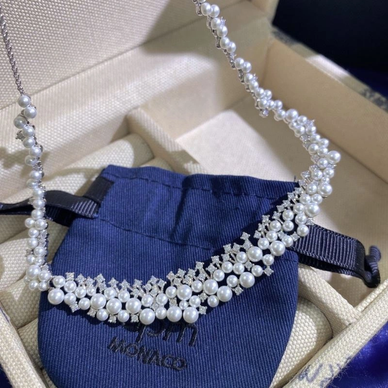 High fidelity Apm Necklaces