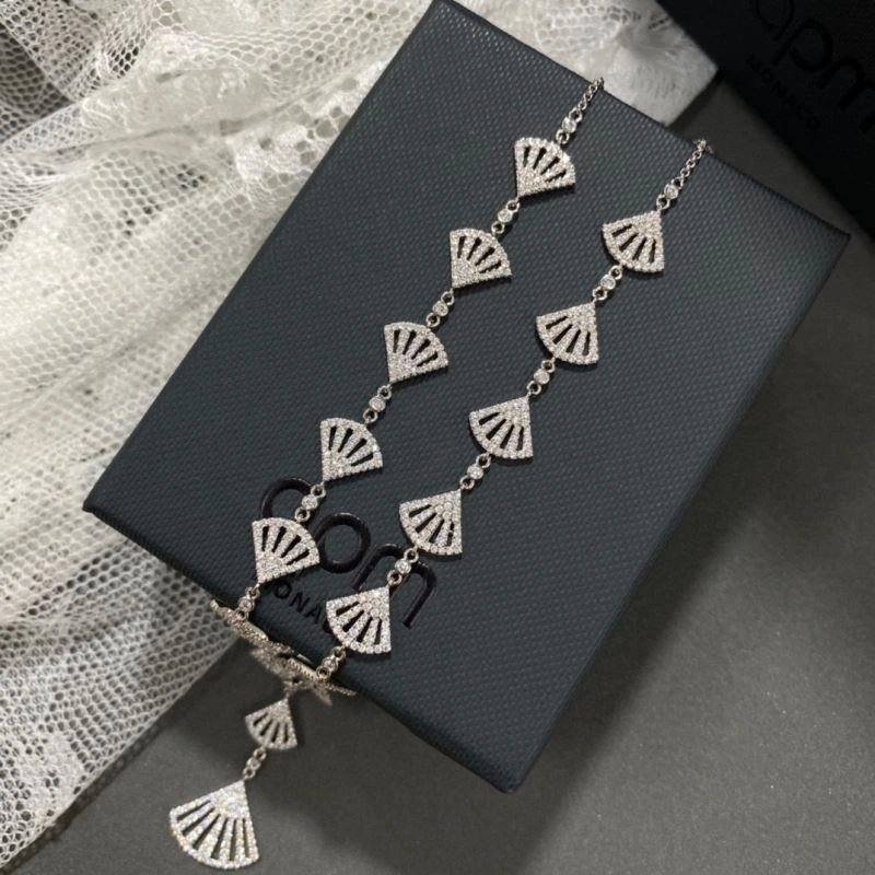 Brand-original Apm Necklaces