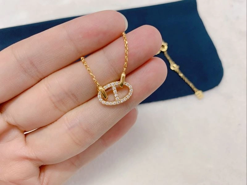 Real Apm Necklaces