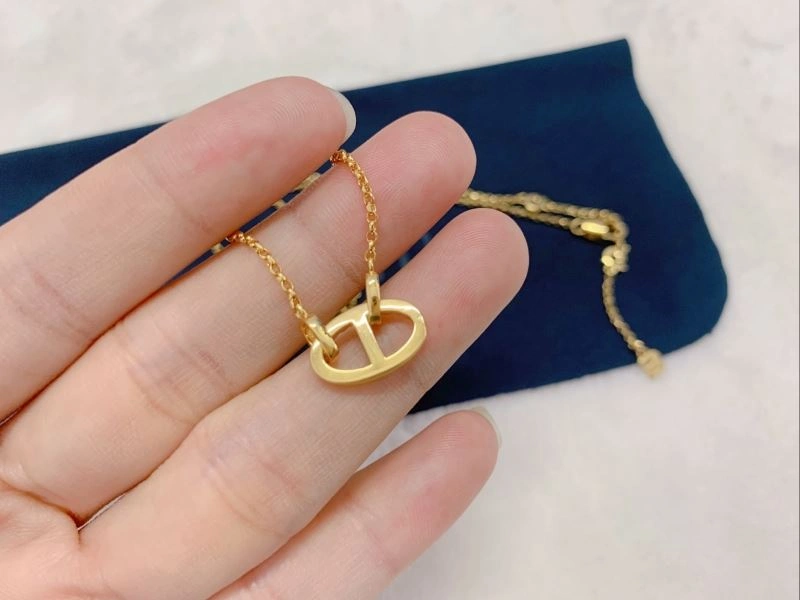 Real Apm Necklaces