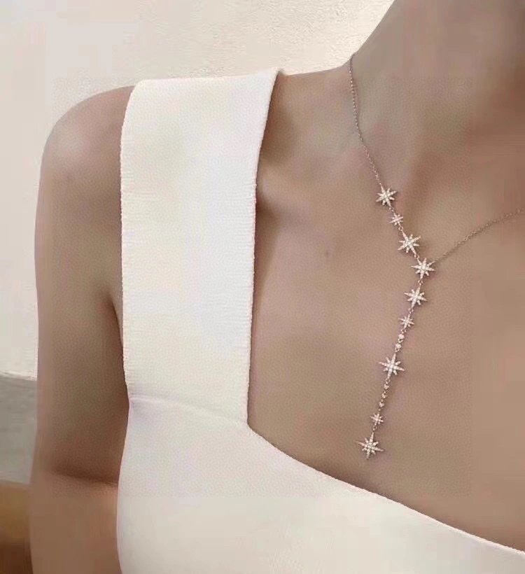 Discounted Apm Necklaces