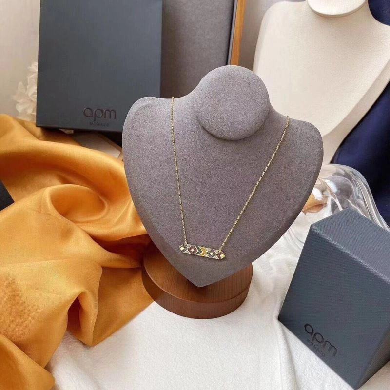Discounted Apm Necklaces