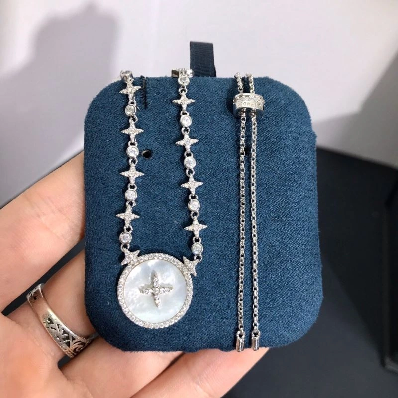 Inexpensive Apm Necklaces