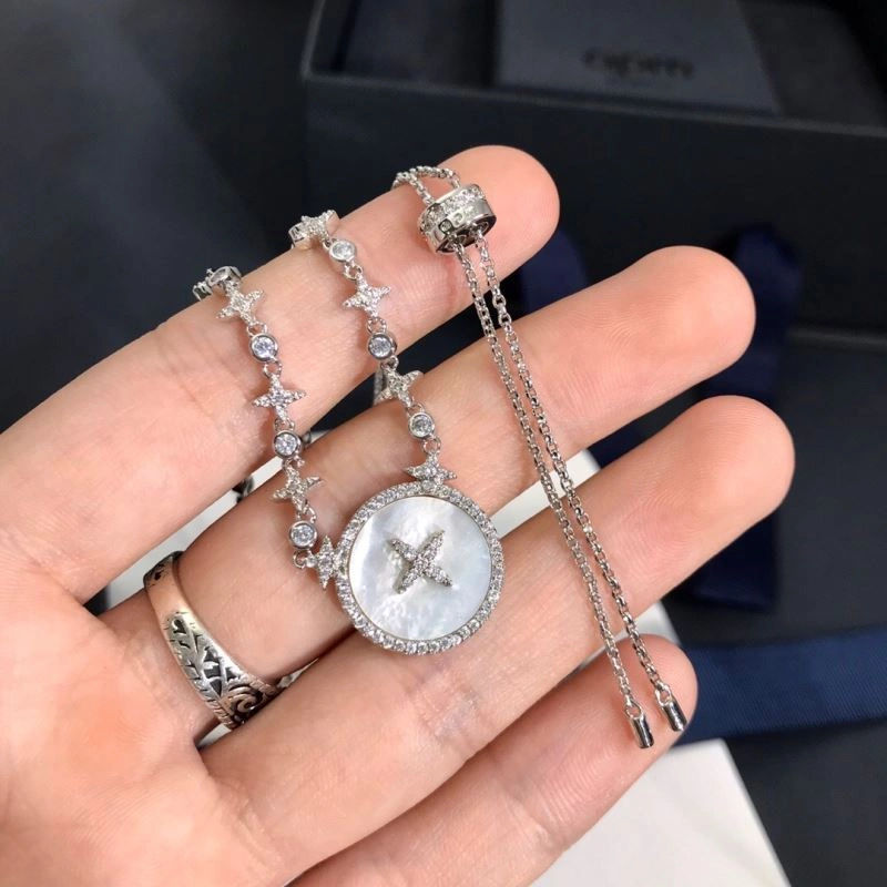 Inexpensive Apm Necklaces