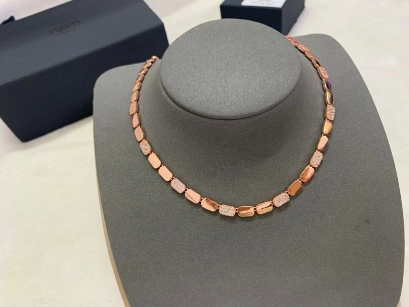 Budget-friendly Apm Necklaces