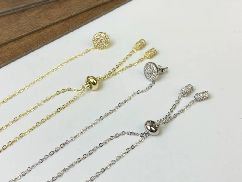 Official Apm Necklaces