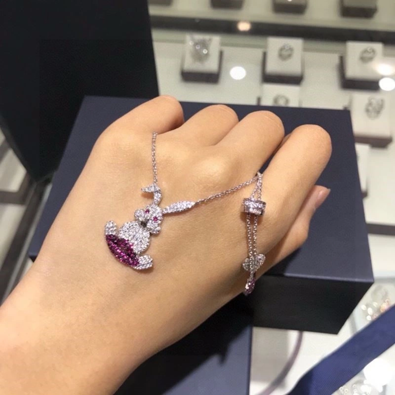Top match Apm Necklaces