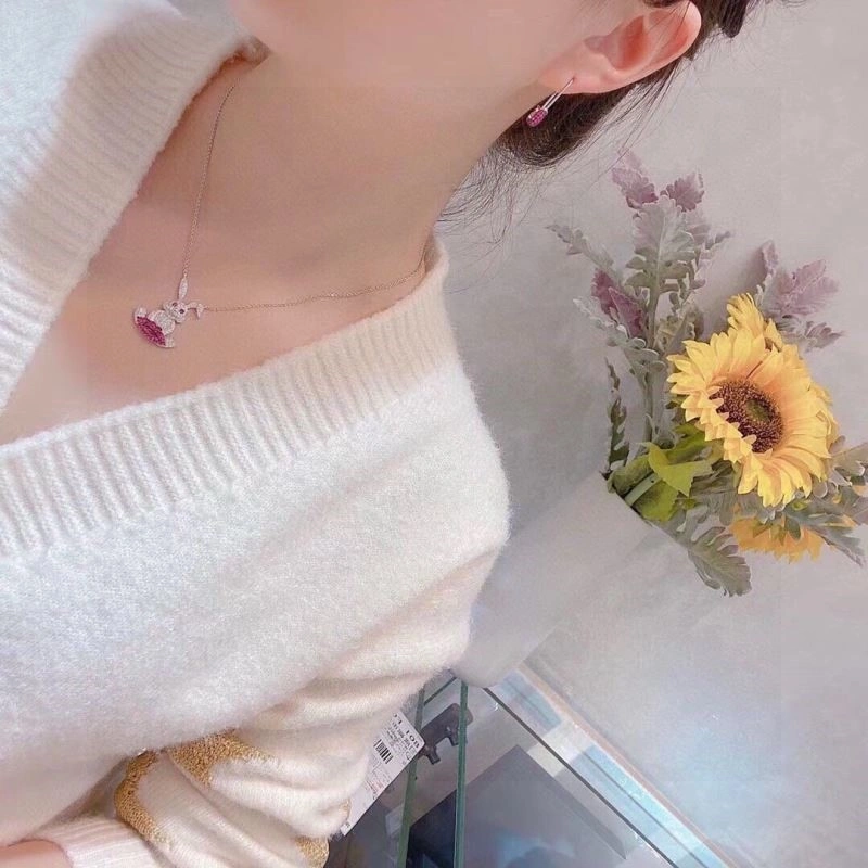 Top match Apm Necklaces