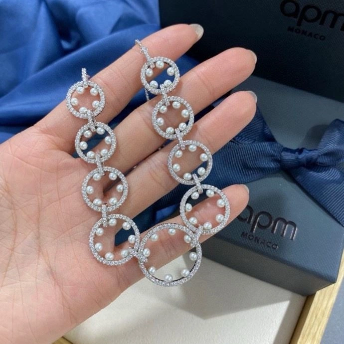 Official Apm Necklaces