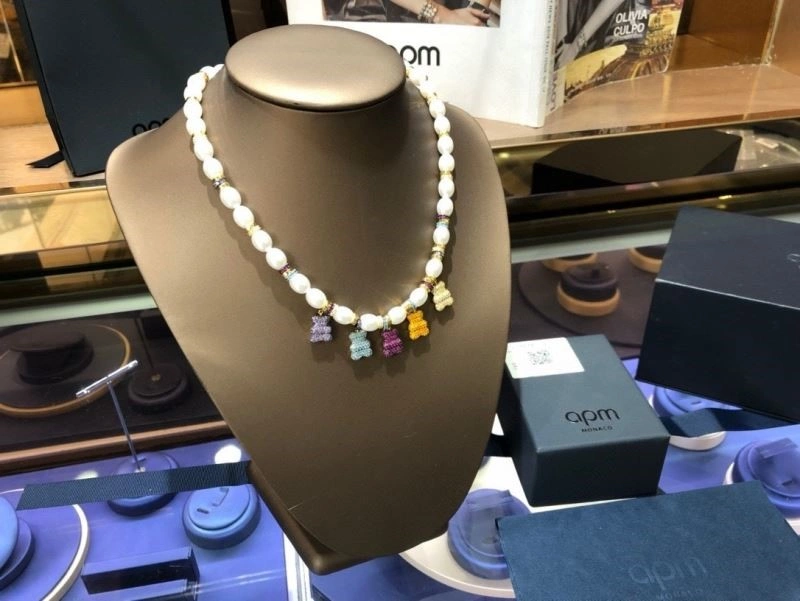 Precise copy Apm Necklaces