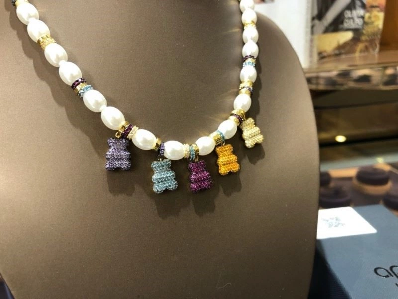 Precise copy Apm Necklaces