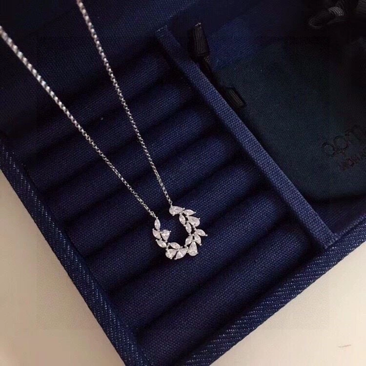 High fidelity Apm Necklaces