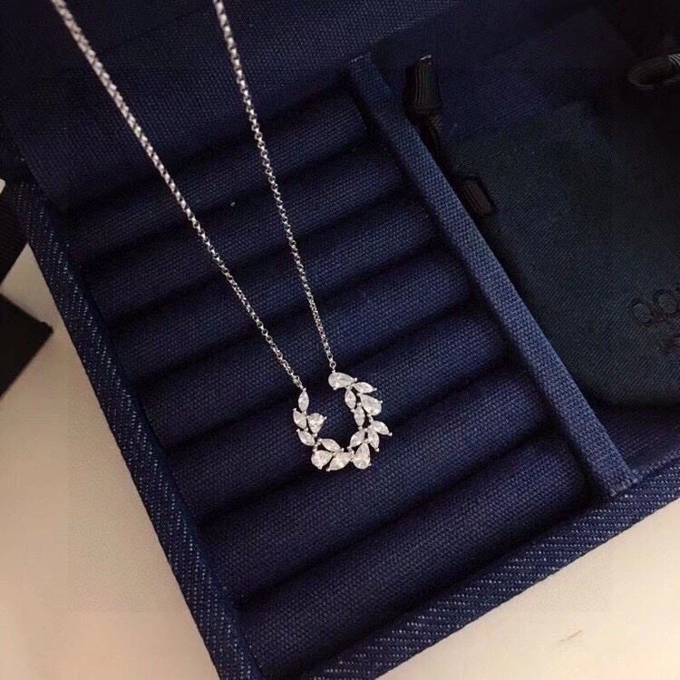 High fidelity Apm Necklaces