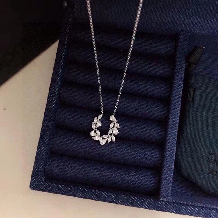 High fidelity Apm Necklaces