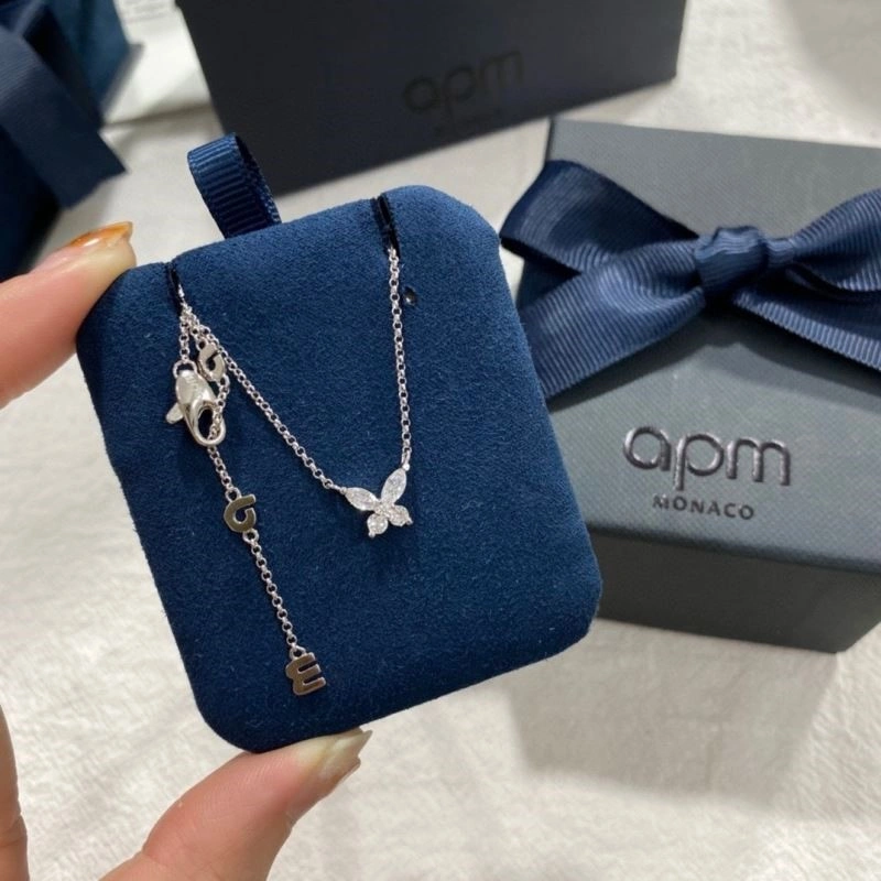Precise copy Apm Necklaces