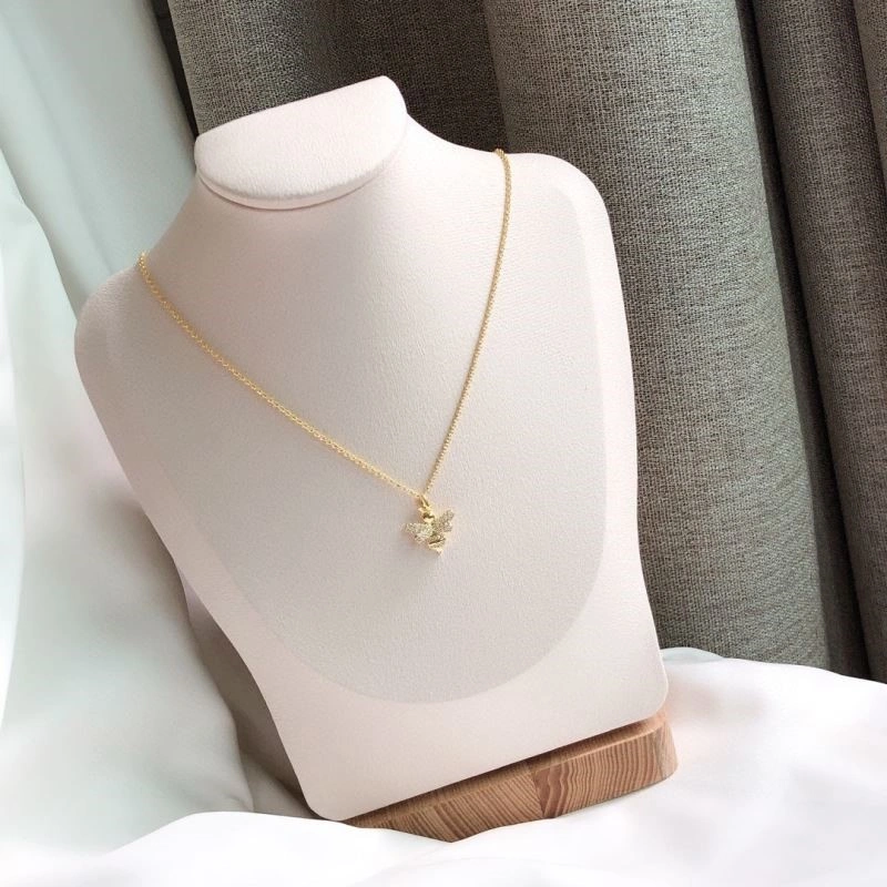 Official Apm Necklaces