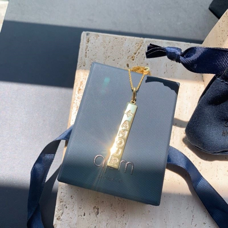 Official Apm Necklaces