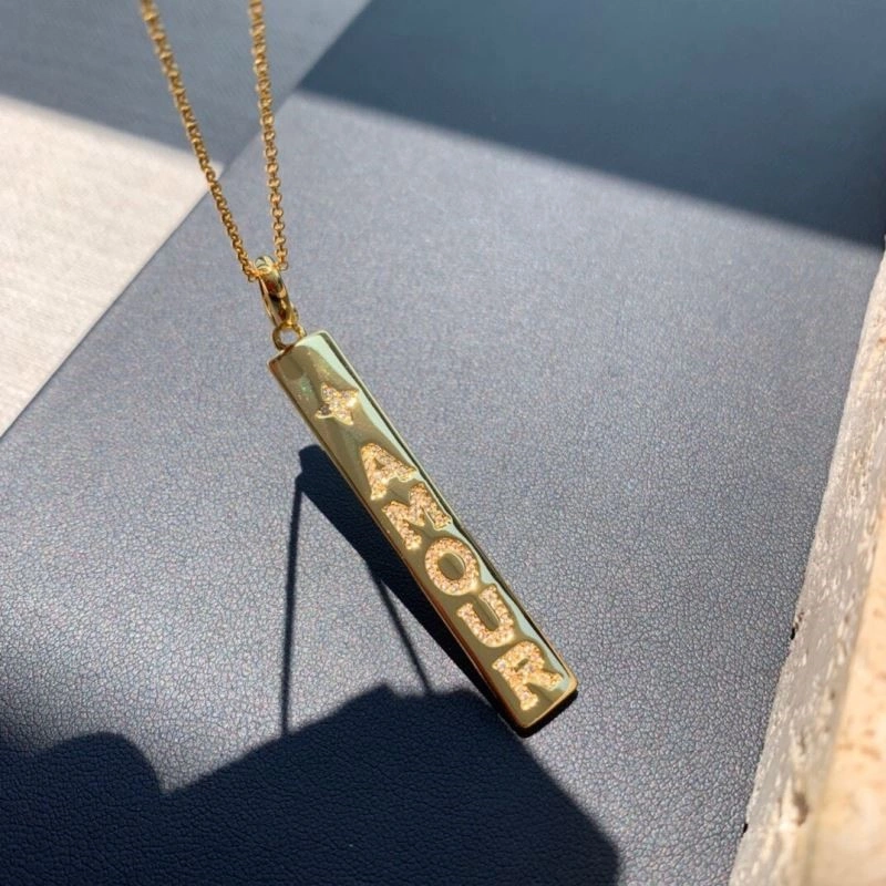 Official Apm Necklaces