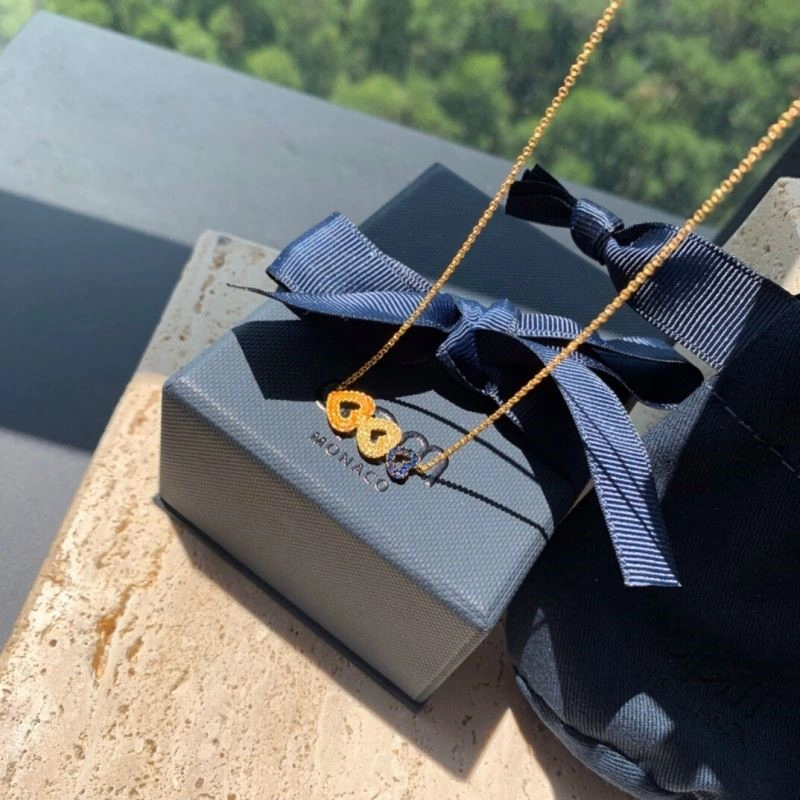 Brand-authenticated Apm Necklaces