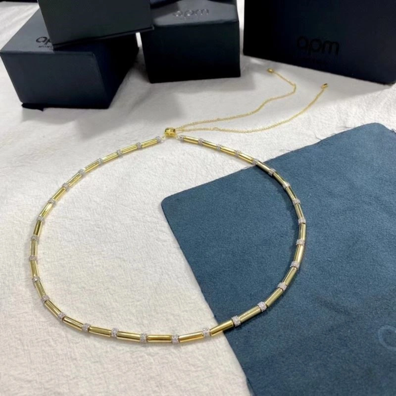 Discounted Apm Necklaces