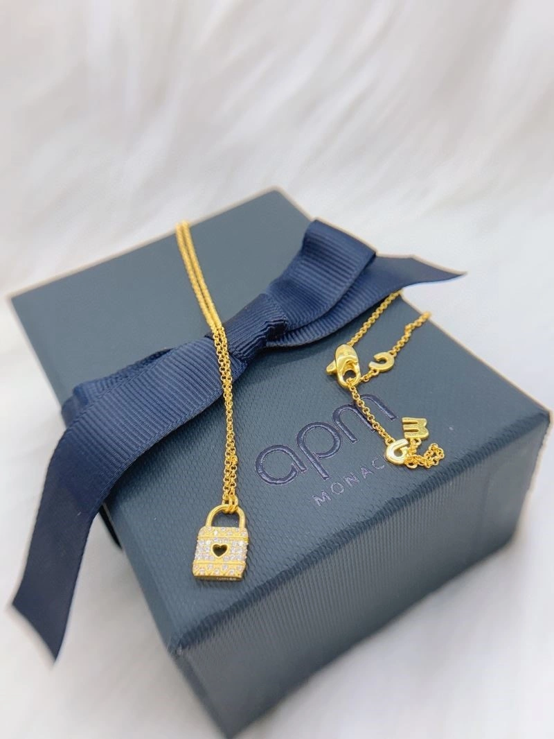 Bargain Apm Necklaces