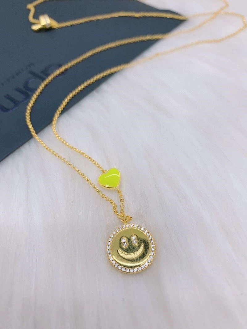 Discounted Apm Necklaces