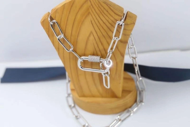High fidelity Apm Necklaces