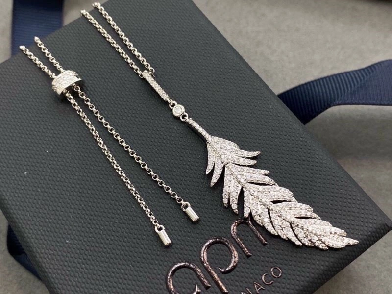 Top match Apm Necklaces