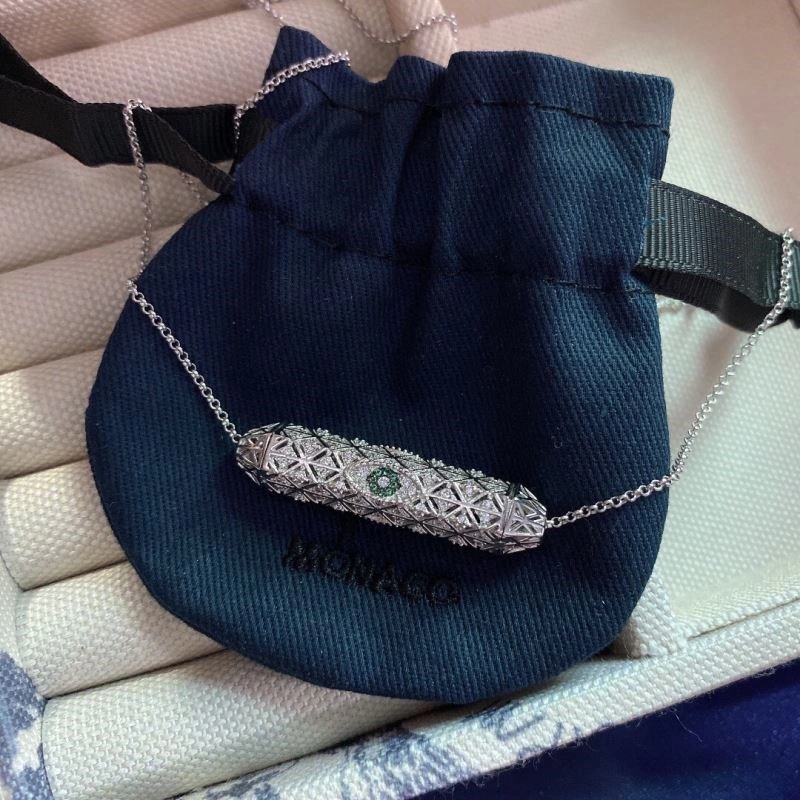 Affordable Apm Necklaces