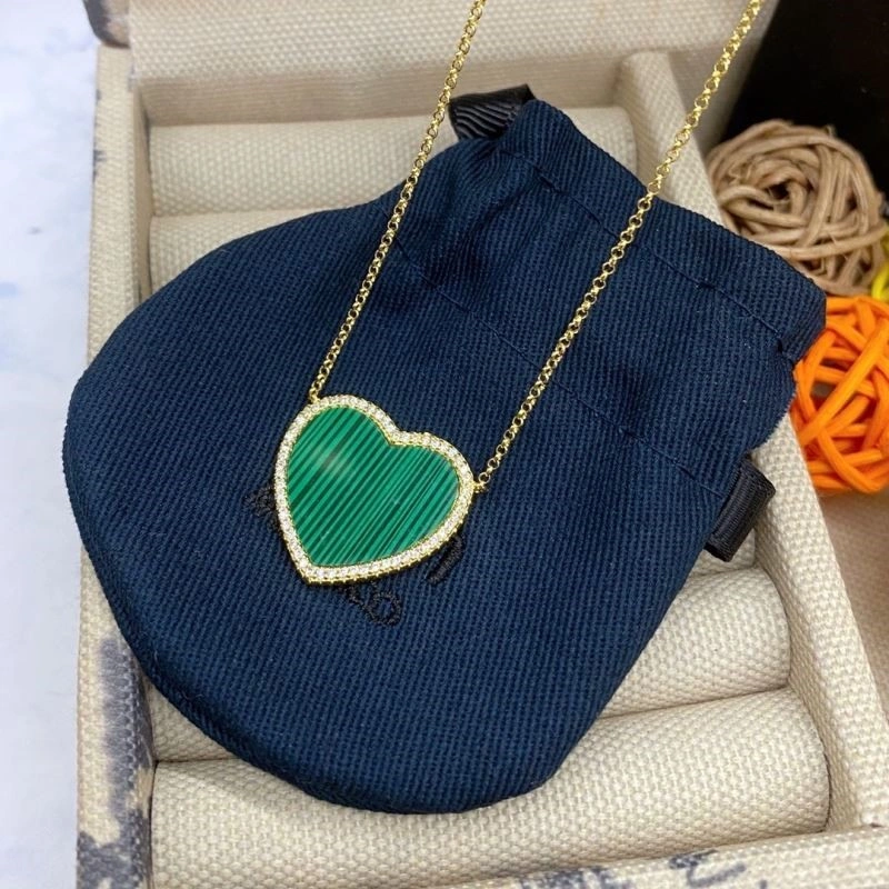 Precise copy Apm Necklaces