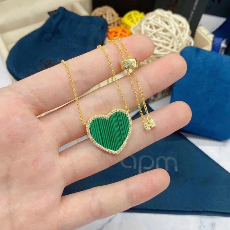 Precise copy Apm Necklaces