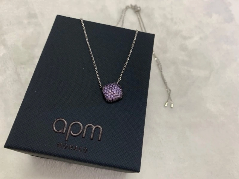 Exact replica Apm Necklaces