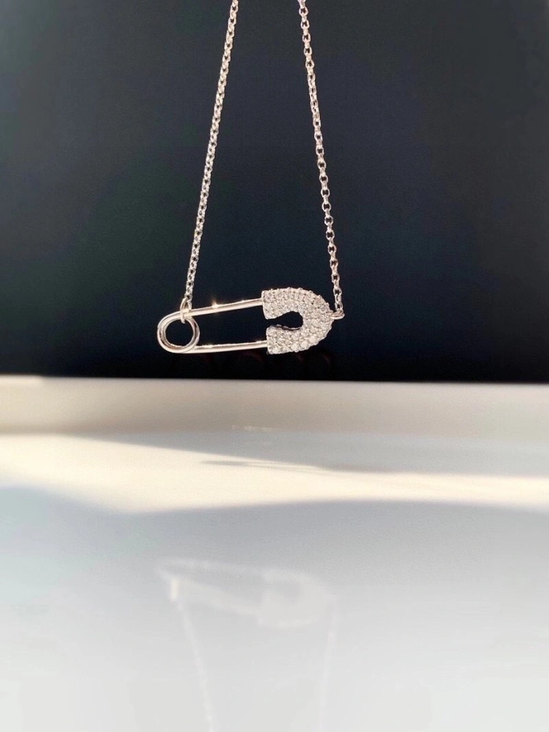 High fidelity Apm Necklaces