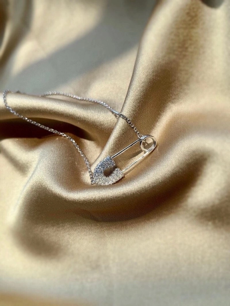 High fidelity Apm Necklaces