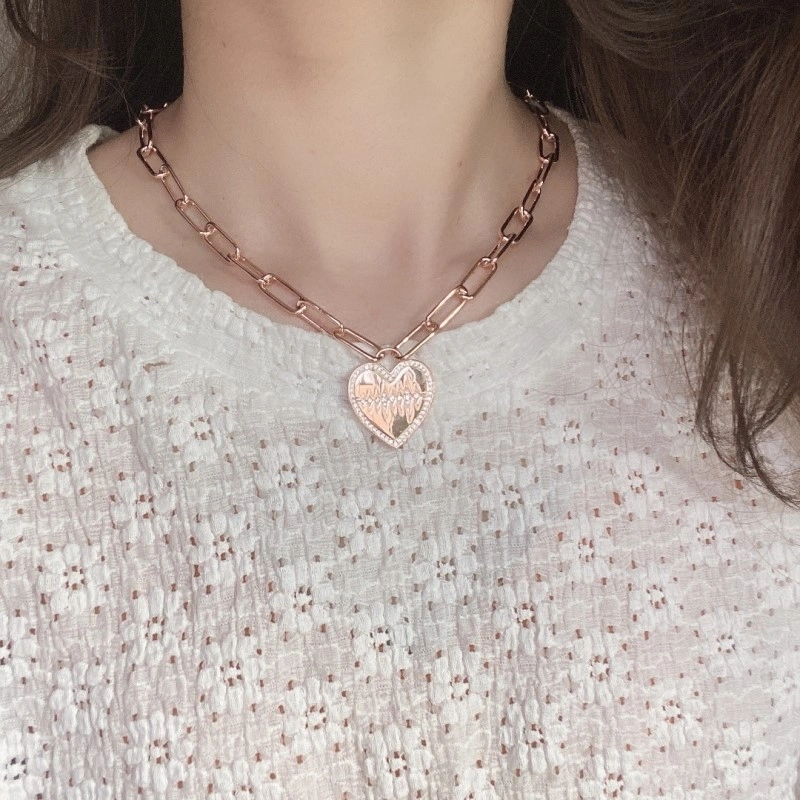 OEM Apm Necklaces