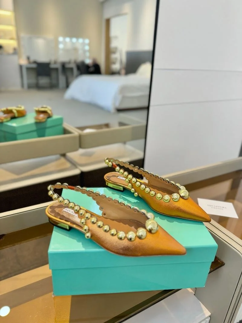 Top match Aquazzura Sandals