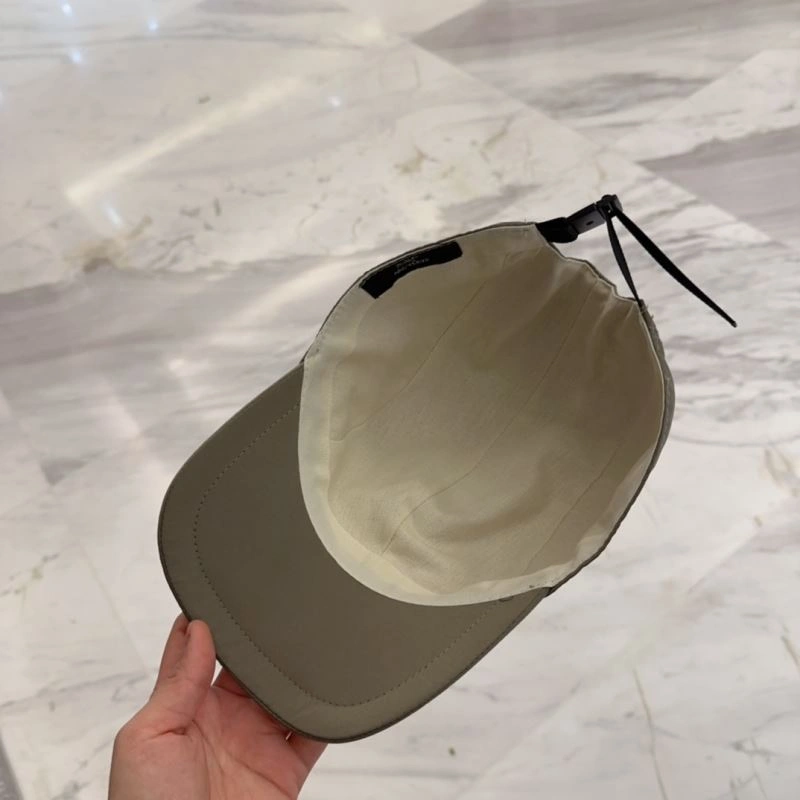 Low-cost Arcteryx Caps