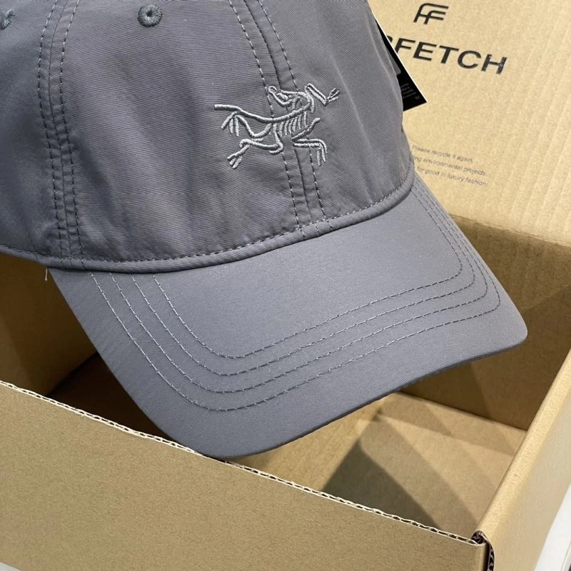 Top mirror Arcteryx Caps