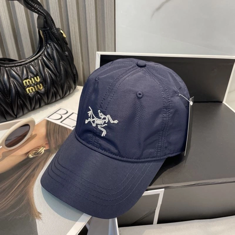 Top mirror Arcteryx Caps